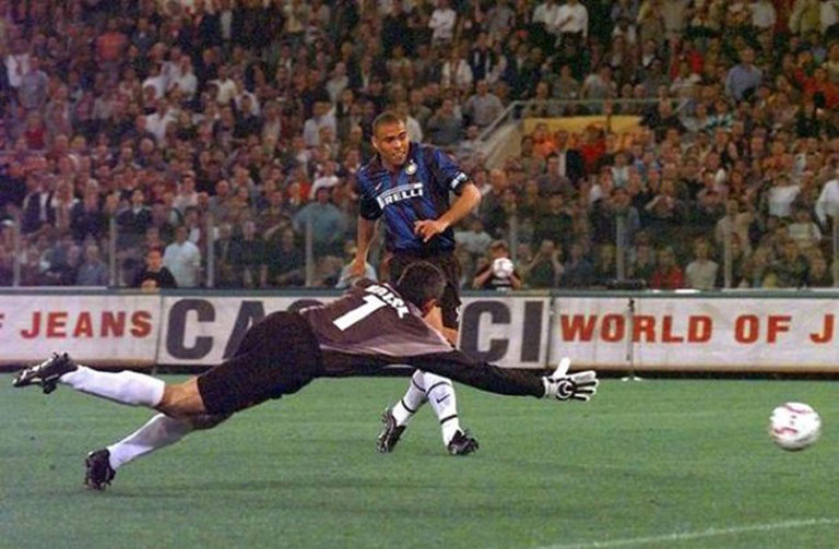 Roma vs Inter Throwback: Nine-Goal Thriller with Baggio and Ronaldo