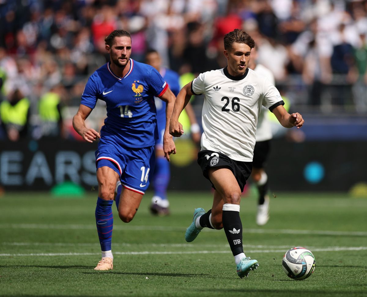 Milan Attempting to Reunite Rabiot with Coach Allegri