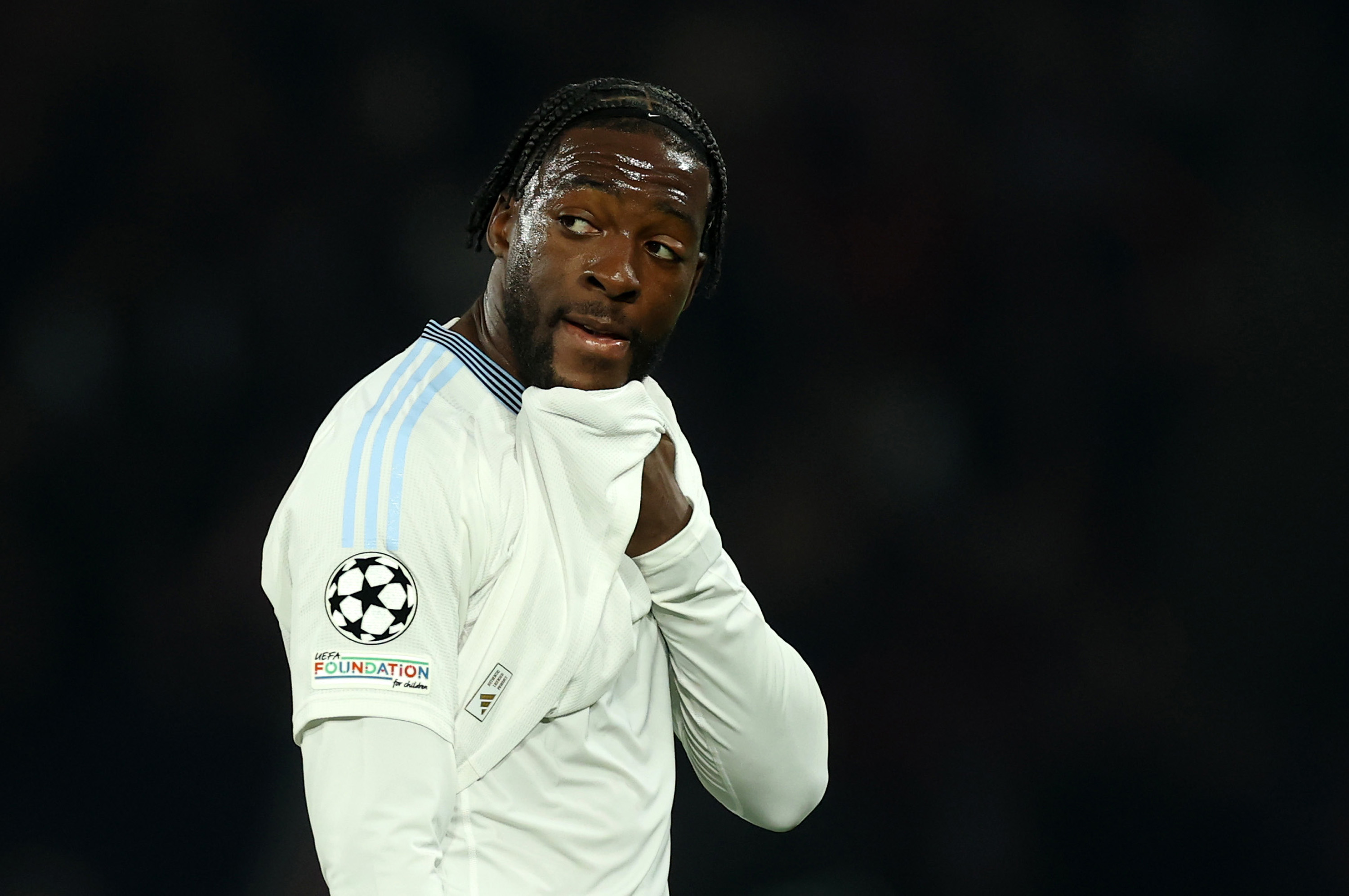 Milan After Chelsea Outcast as Thiago Silva Picks Porto